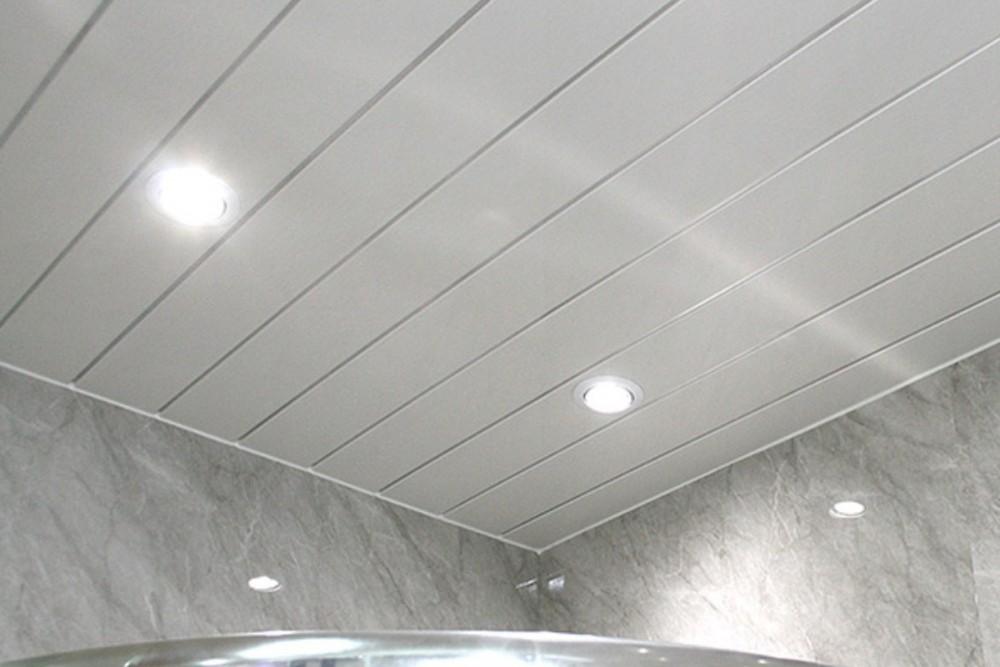 White Gloss 2 Silver Strip Ceiling Package Deal – Wet Walls & Ceilings